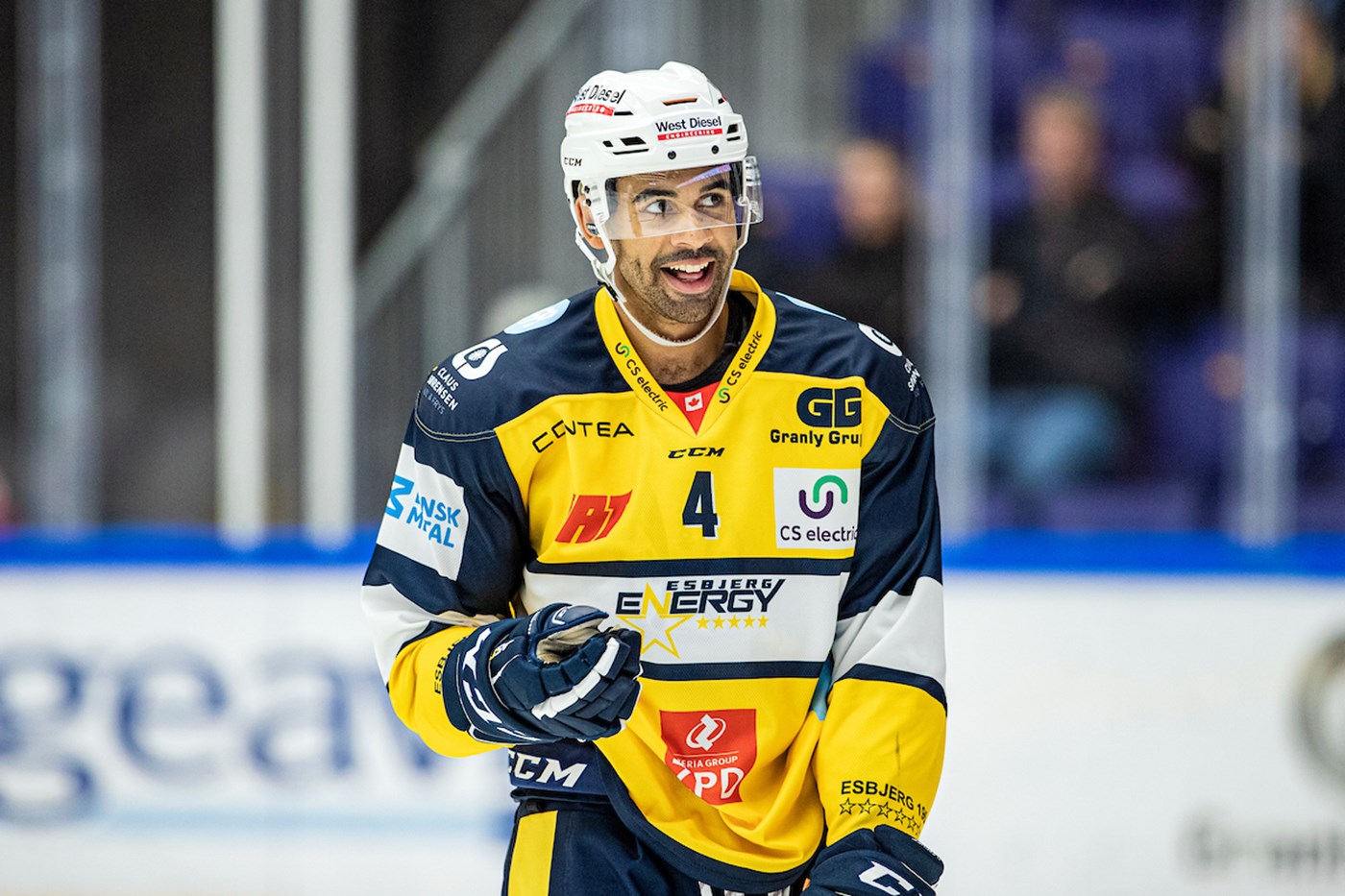 Metal Ligaen - Travis Brown fortsætter i Esbjerg